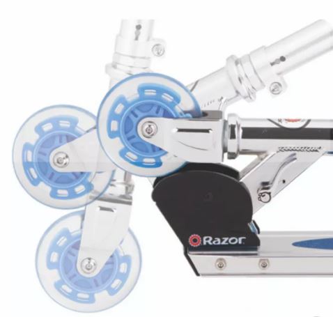 Patín para niño con luces led. Marca Razor – Segunda que Barato